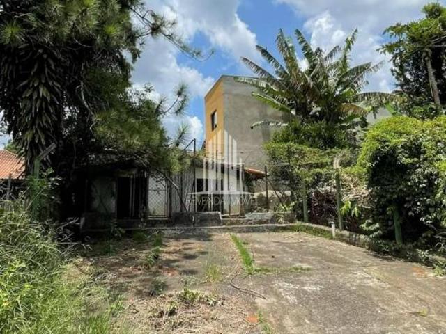 Magnífica casa de 6 quartos, 1 suíte, 5 banheiros e 6 vagas na Granja Viana II, Cotia SP: Imperdível