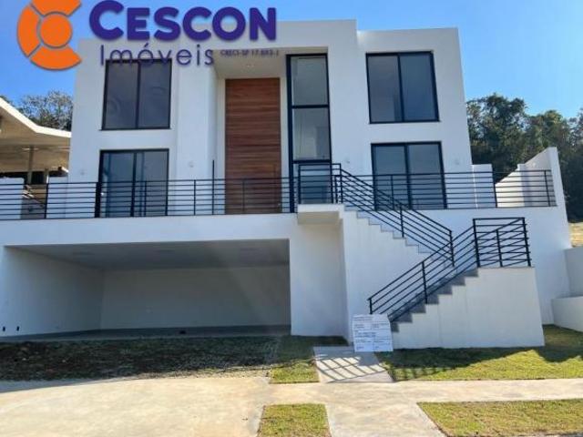 Magnífica Casa em Condomínio à Venda em Santana de Parnaíba Aldeia da Serra com 4 Suítes e 6 Vagas