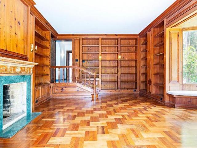 Magnifica casa na Chácara Flora, 5 dormitórios, 3suites, living, biblioteca, sala de jantar Hall