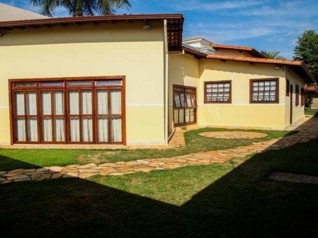 Magnifica casa no bairro Bandeirantes II, B.Hte