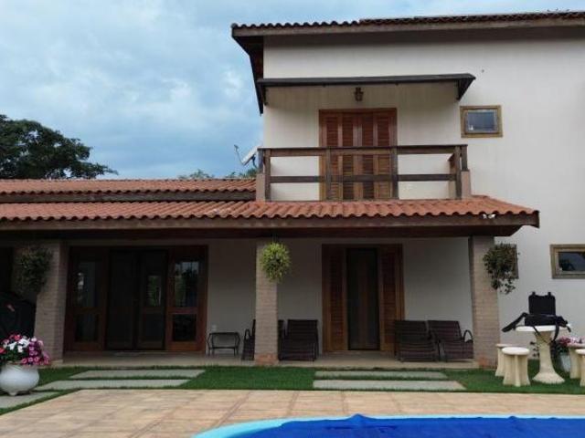 Magnifica Chácara em condominio fechado em Itu com 2.500m² de terreno