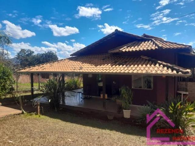 Magnífica chácara, projetada com estilo moderno, em Juatuba