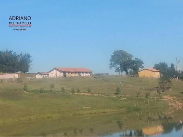 MAGNIFICA FAZENDA EM AMPARO SP. OPORTUNIDADE!