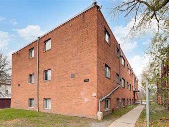 Magnolia 1 Bedroom Apartment for Rent at 1841 Magnolia Ave E, St. Paul, MN 55119 Eastern Hazel Park