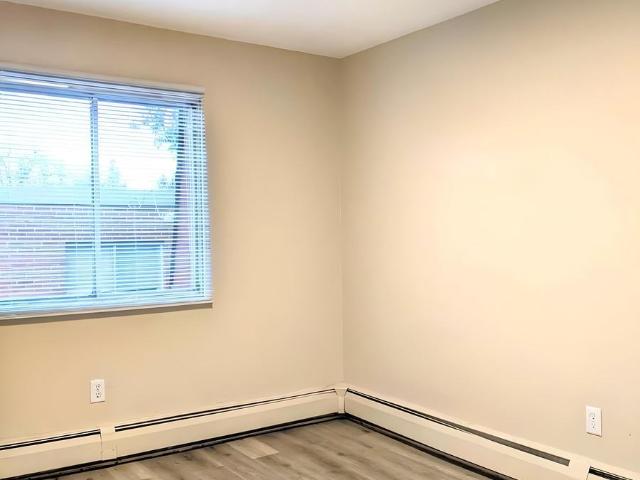 Magnolia 2 Bedroom Apartment for Rent at 1067 Van Dyke St, St. Paul, MN 55119 Eastern Hazel Park