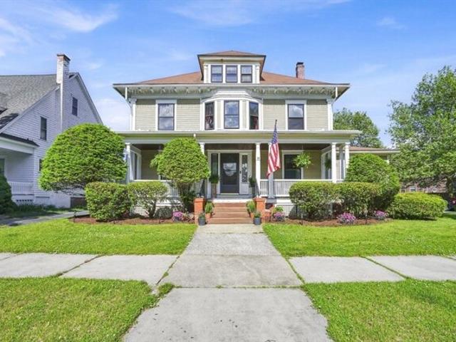 Magnolia Ter, Springfield, Home For Sale