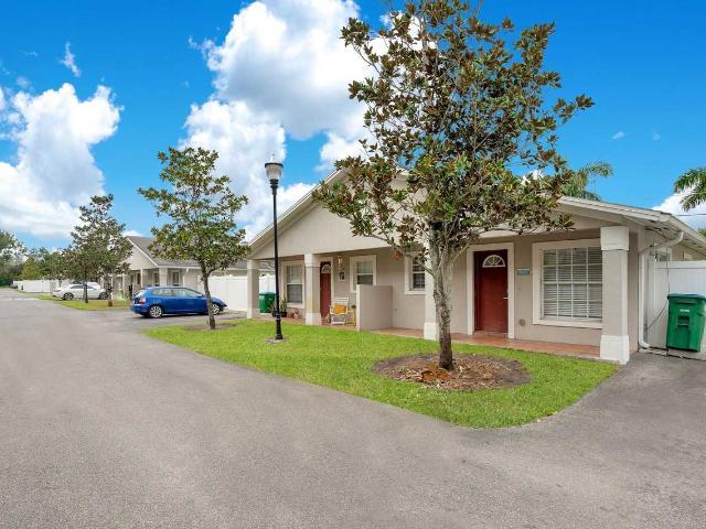 Magnolia Villas 2 Bedroom Apartment for Rent at 2300 Chera Ct, Orlando, FL 32806