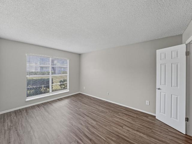 Magnolia Apartments Studio Apartment for Rent at 2320 Conway Rd, Conway, FL 32812 Conway