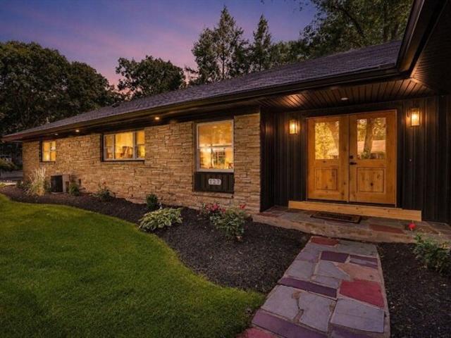 Magnolia Cir, Longmeadow, Home For Sale