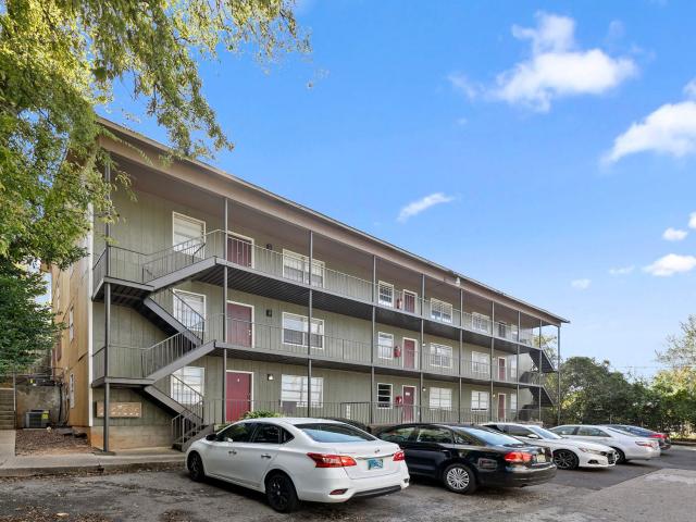 Magnolia Court