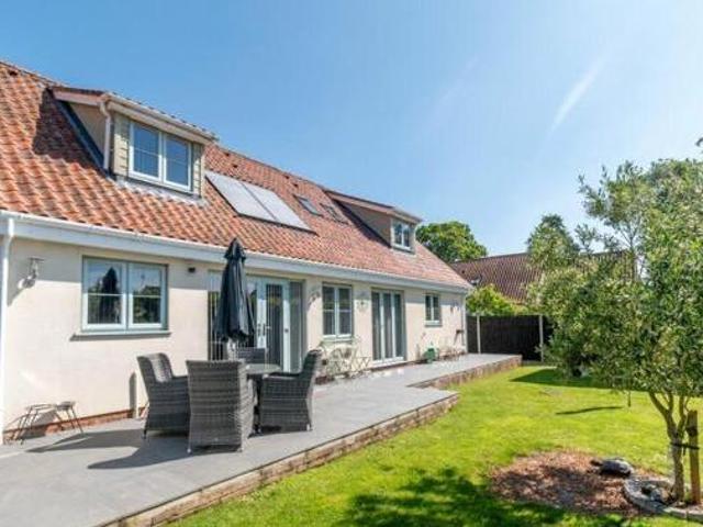Magnolia Close, Fakenham, 3 Bedroom Detached