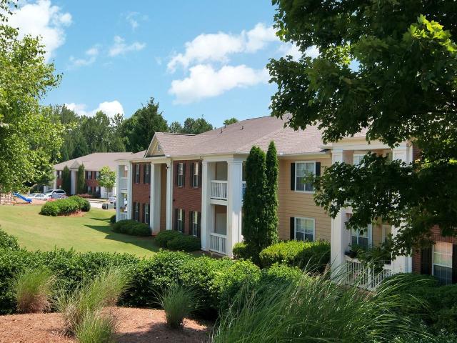 Magnolia Creste Apartments 3 Bedroom Apartment for Rent at 201 Butler Industrial Dr, Dallas, GA 30132