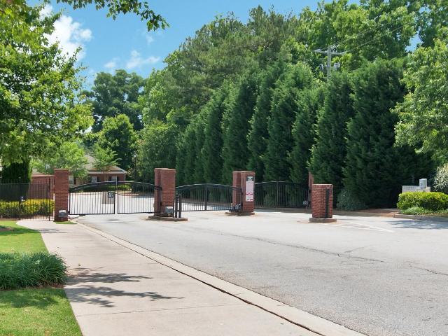 Magnolia Creste Apartments 3 Bedroom Apartment for Rent at 201 Butler Industrial Dr, Dallas, GA 30132
