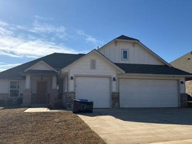 Magnolia Dr
