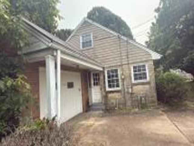 Magnolia Dr