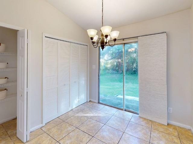Magnolia Flats 2 Bedroom Apartment for Rent at 3210 S Bumby Ave, Orlando, FL 32806