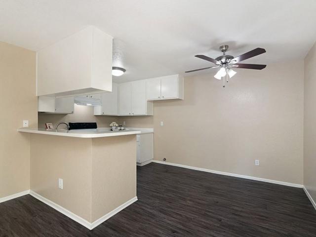 Magnolia Plaza Apartments 1 Bedroom Apartment for Rent at 2560 W La Palma Ave, Anaheim, CA 92801
