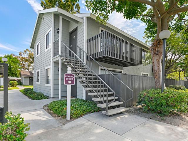 Magnolia Plaza Apartments