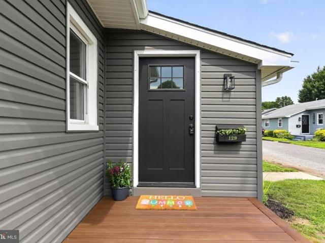 Magnolia St, Carneys Point, Home For Sale
