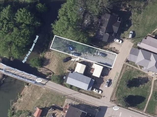 Magnolia St, Garrett, KY 41630