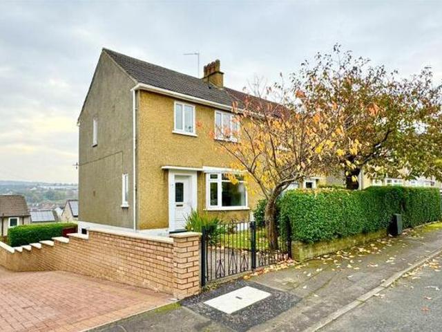 Magnus Crescent, Simshill, 3 Bedroom Semi detached