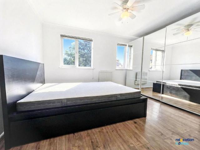 Magpie Close, Enfield 1 bed flat to rent £1,450 pcm £335 pw