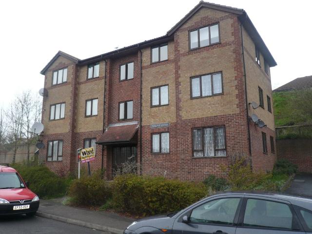 Magpie Lodge, Mayfield Avenue CT16, 1 bed flat to rent, £675 pcm | PrimeLocation