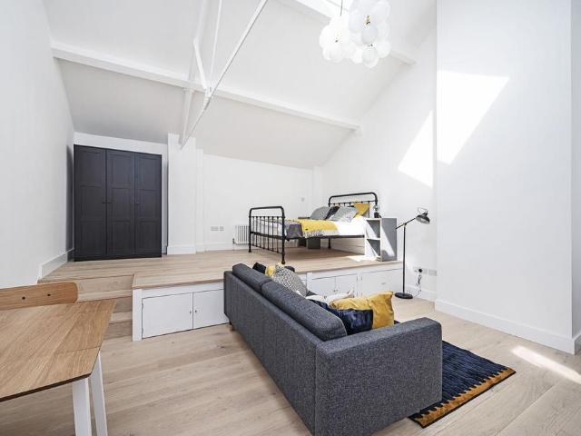 Magri Walk, Whitechapel, London, E1 Studio to rent £2,000 pcm £462 pw