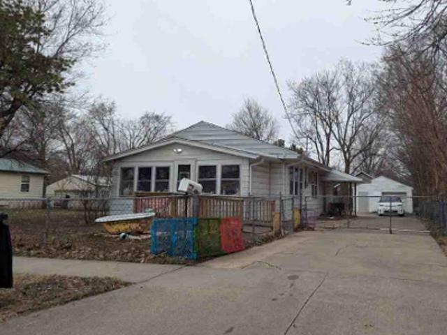 Mahaska Ave