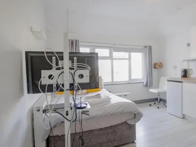 Maharashtra Mandal London, 306 Dollis Hill Lane, London, NW2 6HH, United Kingdom | 1 bed house for rent #167095042 | Rentberry