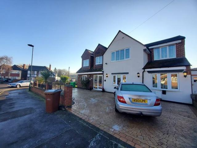 Mahfooz Has a House
