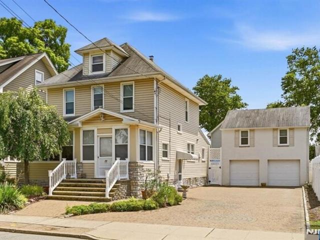 Maitland Ave, Hawthorne, Home For Sale