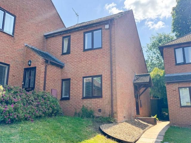 Maitland Drive, High Wycombe HP13, 3 bed property to rent, £1,850 pcm | PrimeLocation