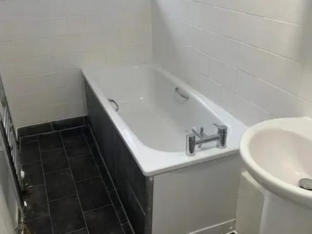 Maitland House, Churchill Gardens Road, London, SW1V 3AQ, United Kingdom | 1 bed apartment for rent #167103495 | Rentberry