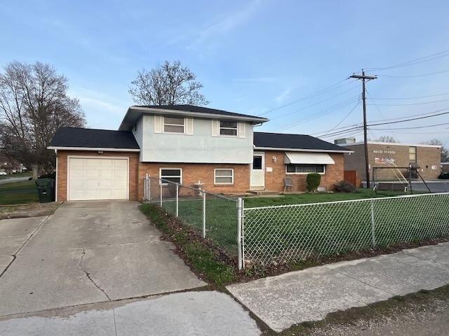Maize Rd, Columbus, Home For Sale
