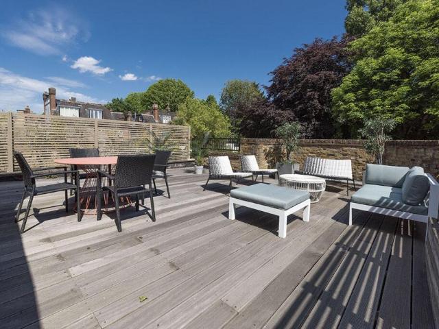 Maida Vale, London, W9 5 bed semi detached house to rent £15,496 pcm £3,576 pw