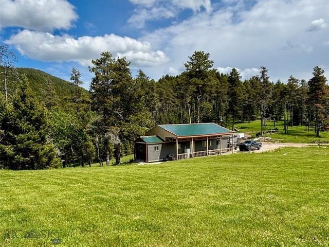 Maiden Rd, Lewistown, MT 59457