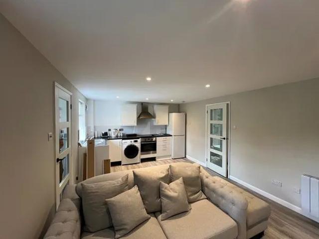 Maidenbower 1 bedroom maisonette to rent