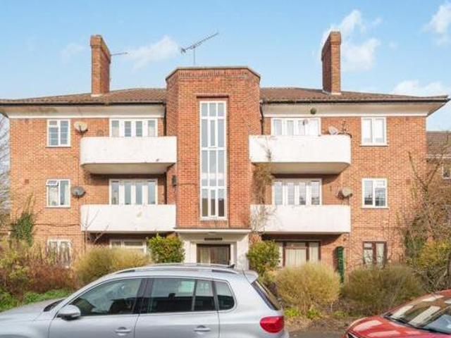 Maidenhead, Berkshire, 2 Bedroom Flat