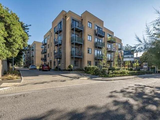 Maidenhead, Berkshire, 2 Bedroom Flat