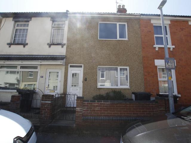 Maidstone Road, Old Town, Swindon, SN1 2 bed terraced house to rent £1,075 pcm £248 pw