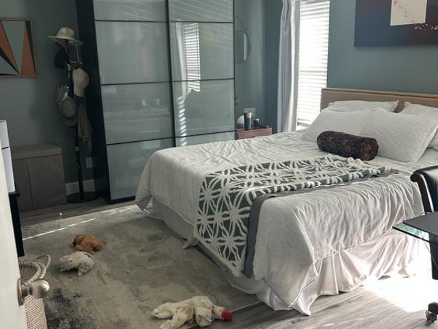 Main bedroom available in the best spot in Orlando