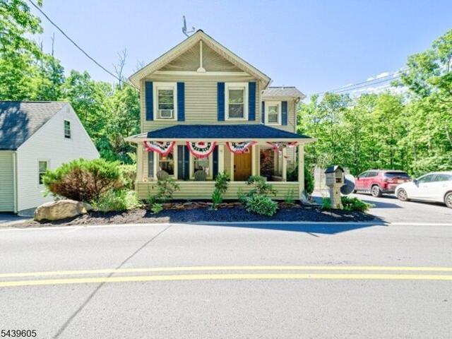 Main Rd, Montville Township, Home For Sale