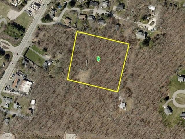 Main Rd, Tiverton, RI 02878