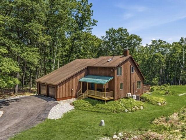 Main Rd, Westhampton, Home For Sale