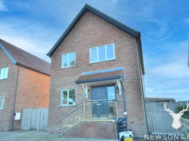 Main Road, Clenchwarton, 3 Bedroom Detached