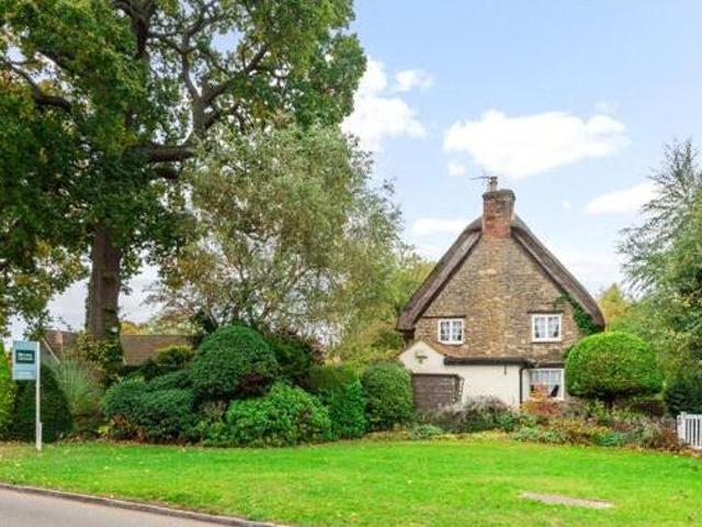Main Road, Biddenham, 2 Bedroom Semi detached