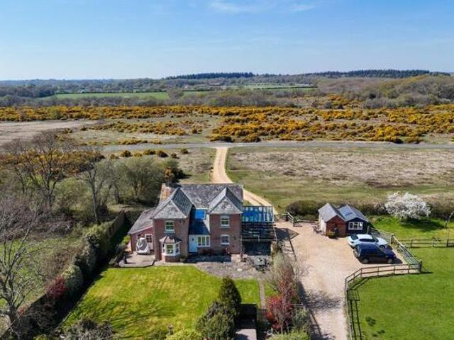 Main Road, East Boldre, 6 Bedroom Detached