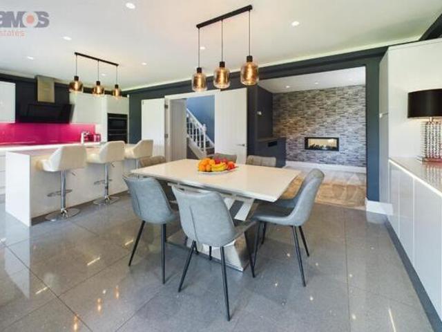 Main Road, Hockley, 5 Bedroom Detached