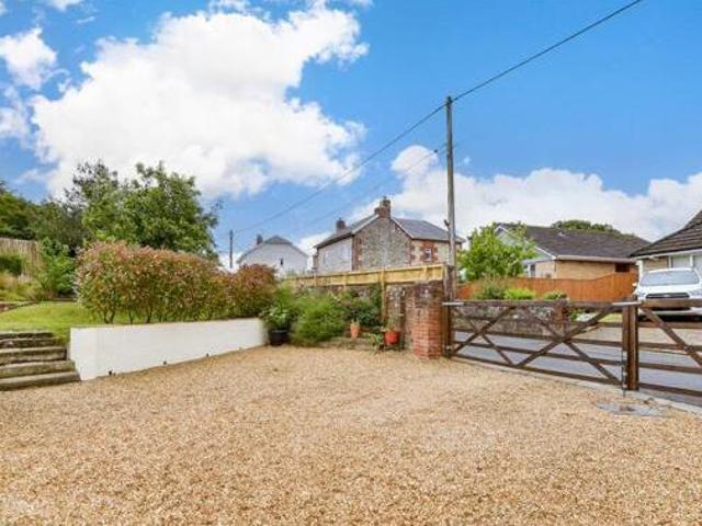 Main Road, Havenstreet, 3 Bedroom Detached